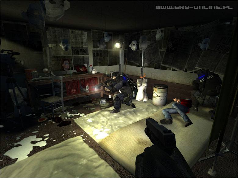 SWAT 4 - Game Database